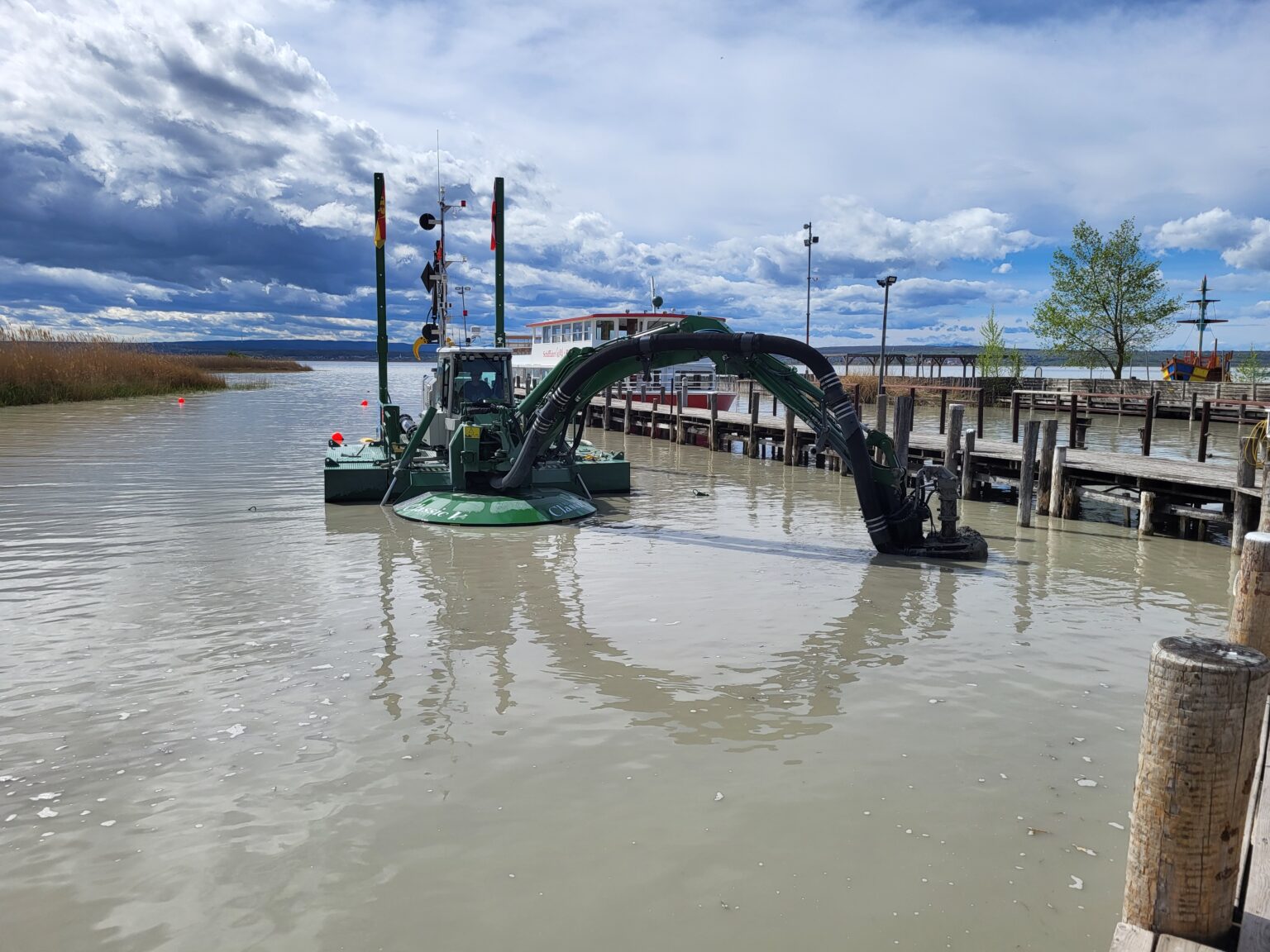 Lake Neusiedl maintained innovatively - Watermaster